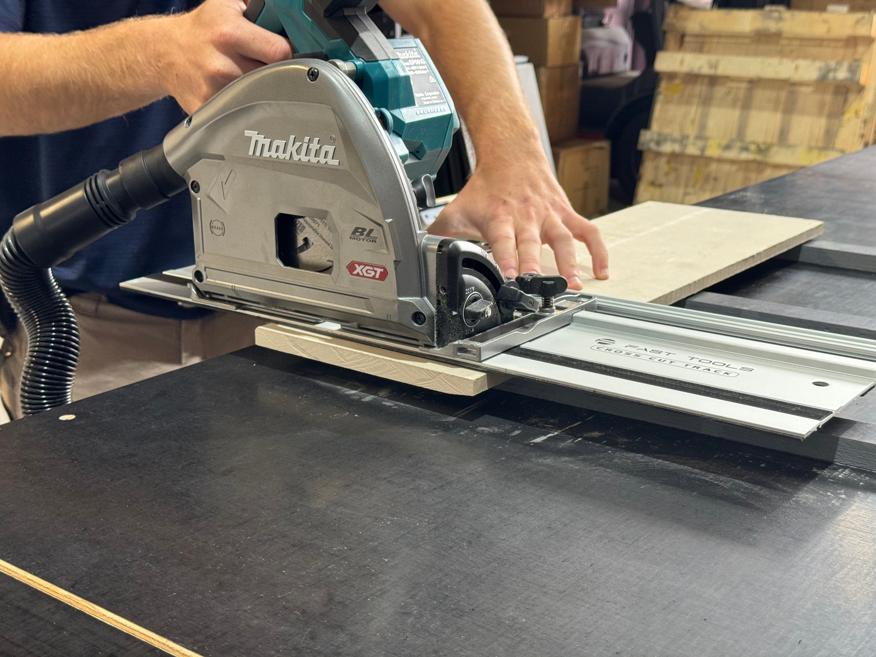 FAST HINGE- Craftsmanship Meets Innovation