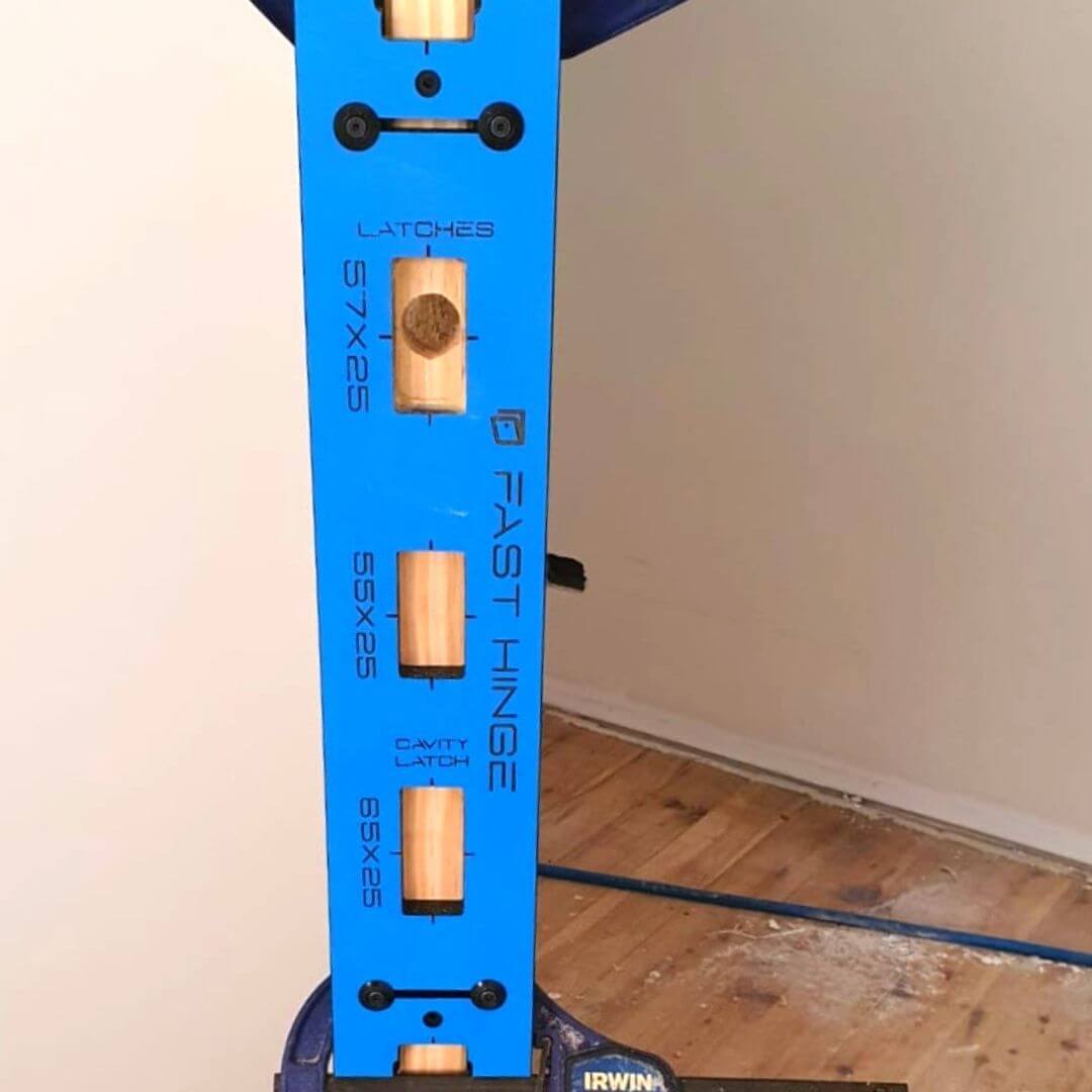 FAST HINGE Latch and Striker Template Kit: Cutout Door Locks