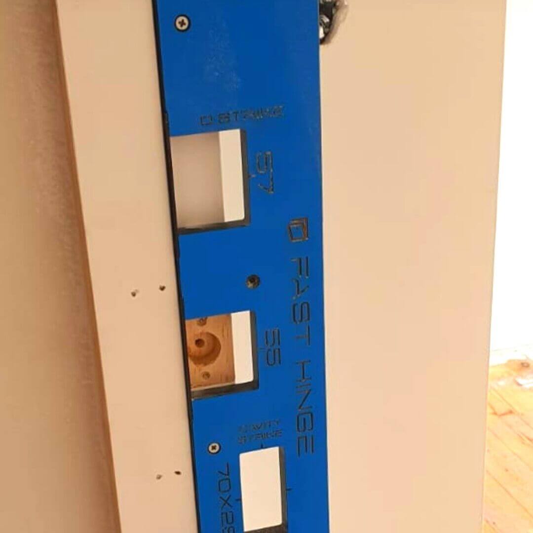 FAST HINGE Latch and Striker Template Kit: Cutout Door Locks